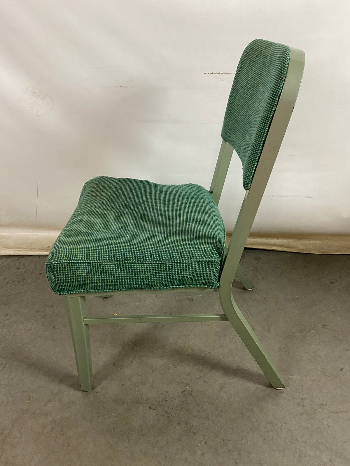 Steelcase Green Fabric Upholstered Chair – MSU Surplus Store